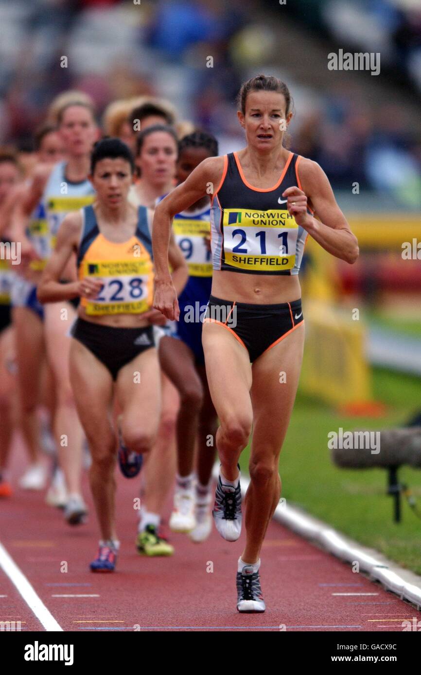 Sonia osullivan in action in the womens 3000m race hi-res stock ...