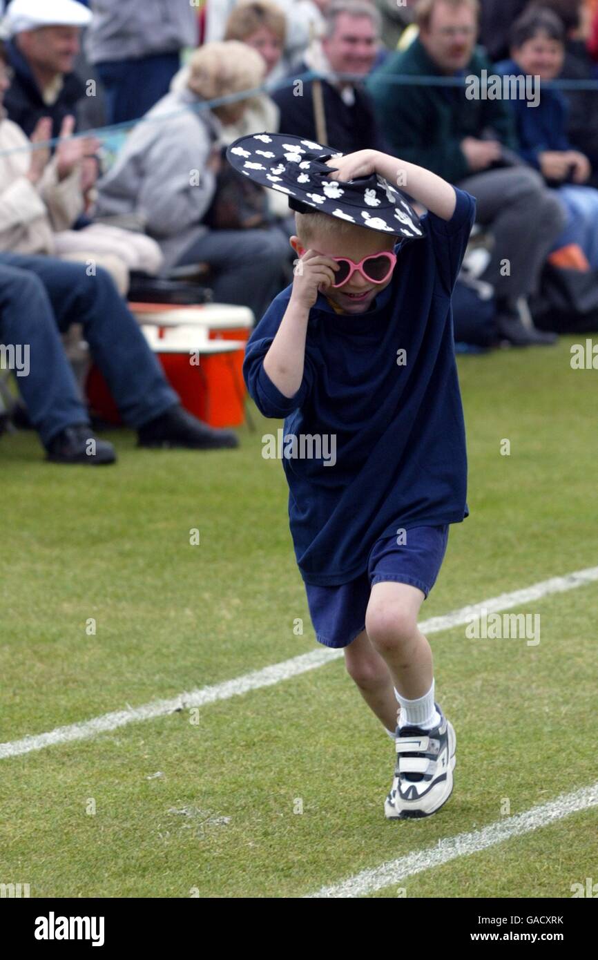 Athletics - The Elms School Sports Day Stock Photo - Alamy