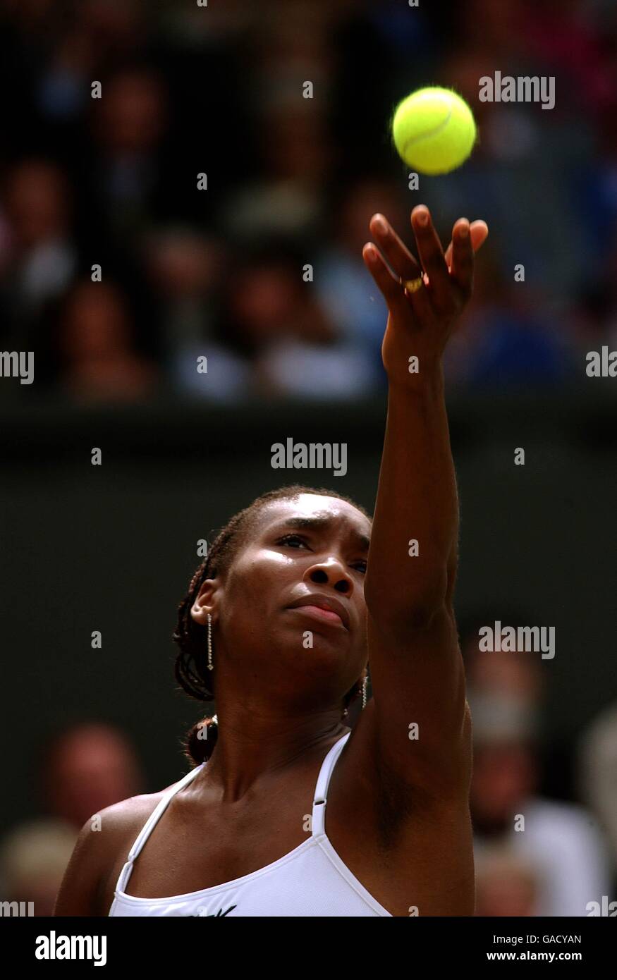 Venus williams serve hi-res stock photography and images - Alamy