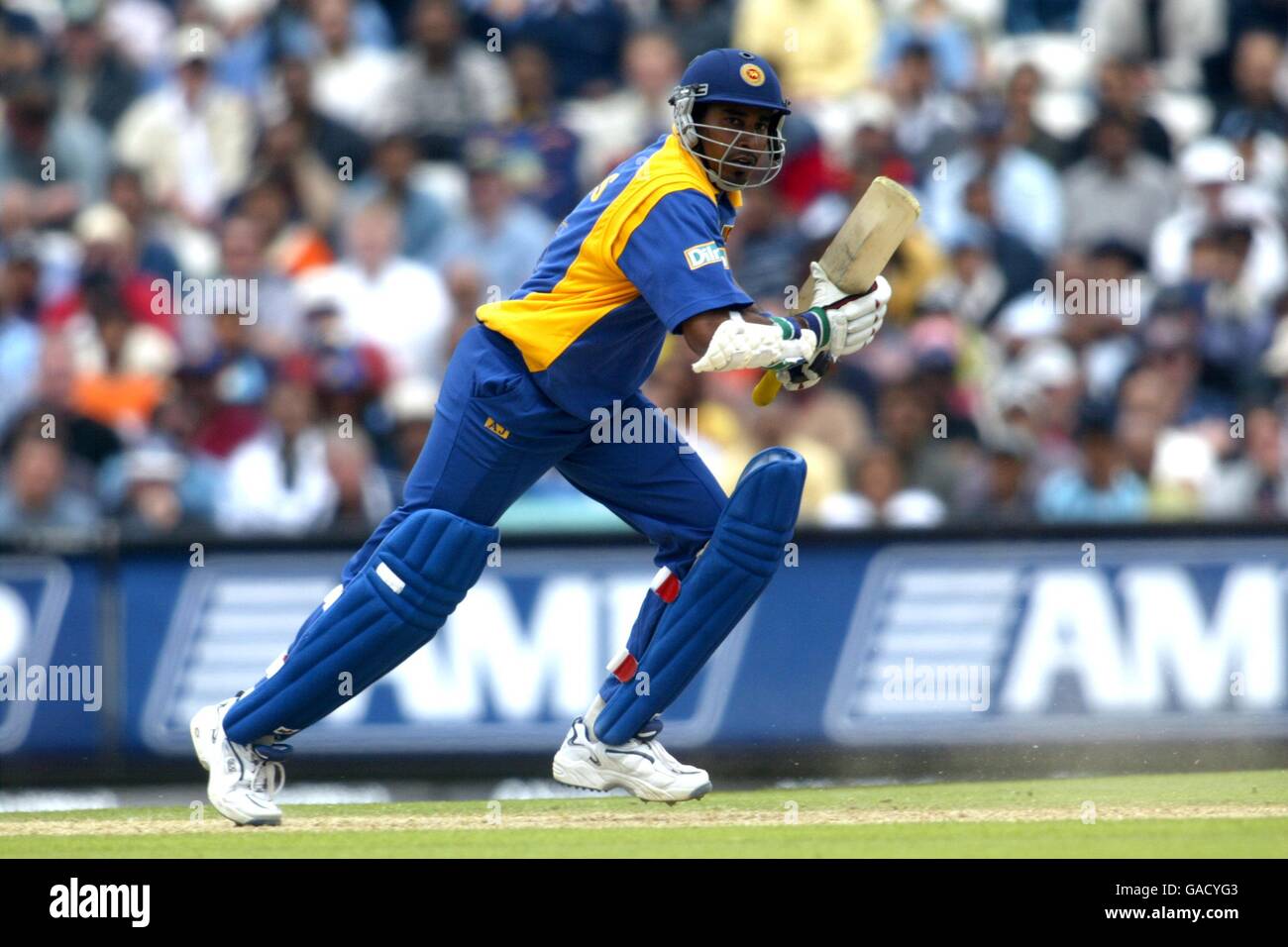 Cricket - Natwest Series - India v Sri Lanka. Sri Lanka's Dilhara ...