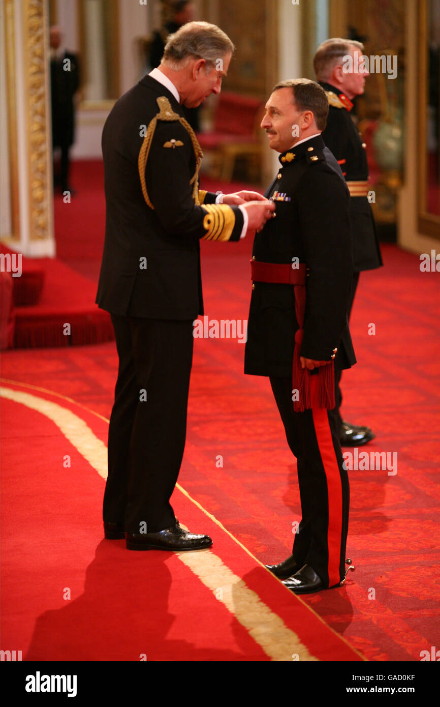 Lieutenant Colonel Mark Burnett is made an OBE by the Prince of Wales ...