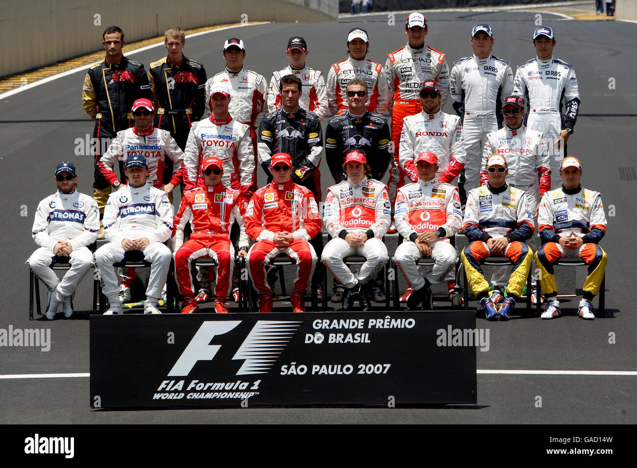 Formula one motor racing brazilian grand prix race interlagos hi-res ...