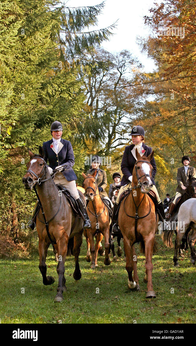The Beaufort Hunt ride out across the Badminton Estate in ...