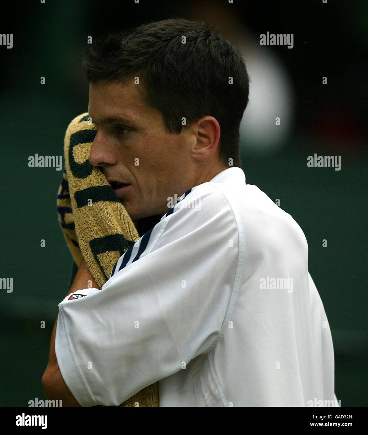 Henman a wimbledon hi-res stock photography and images - Alamy