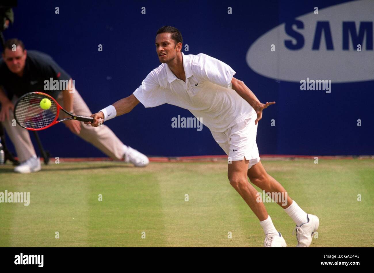 Tennis - Nottingham Open 2002 - Quarter Finals Stock Photo - Alamy