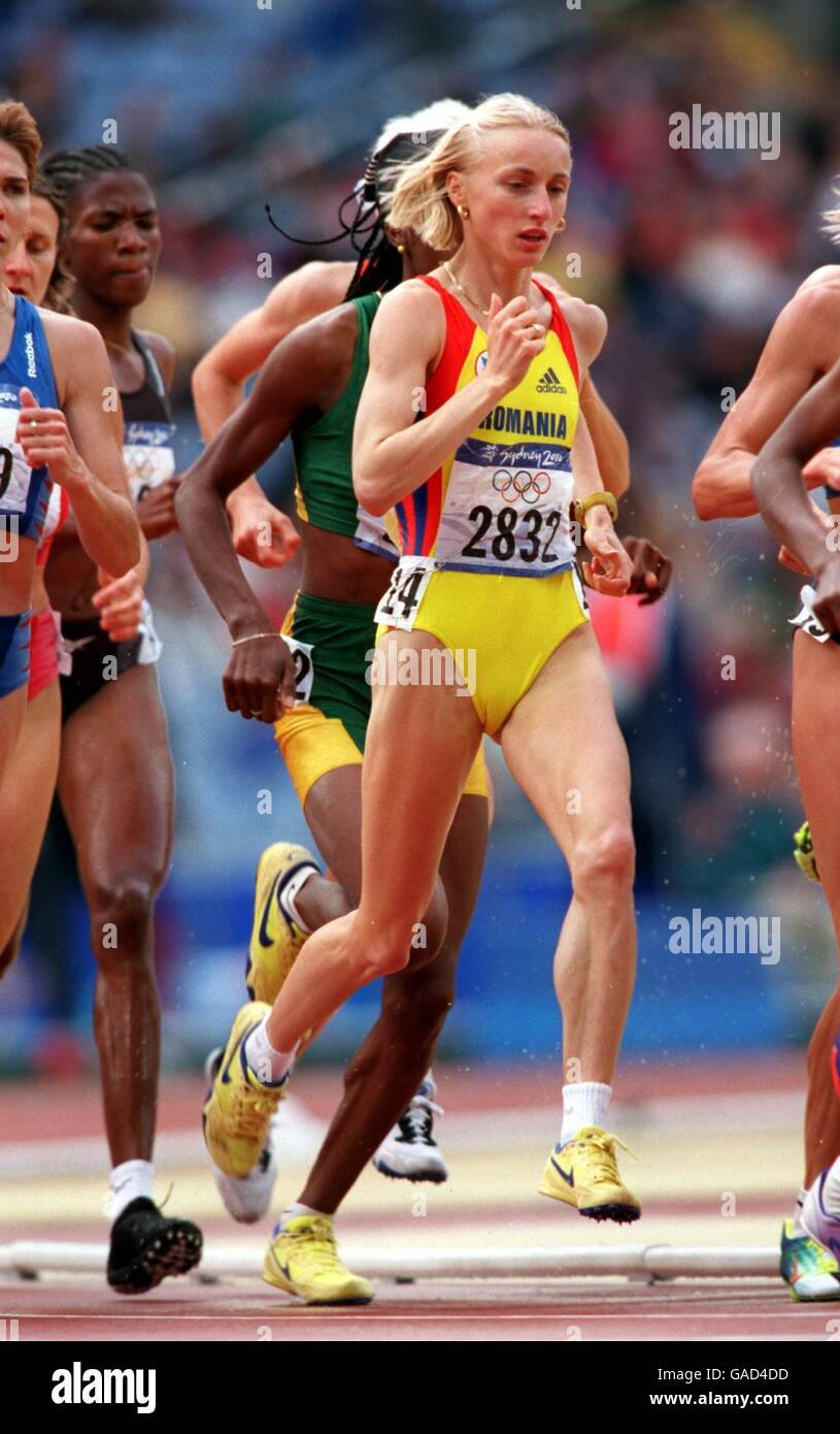 Athletics - Sydney 2000 Olympics - 1500m - Round 1 - Heat 1 Stock Photo ...