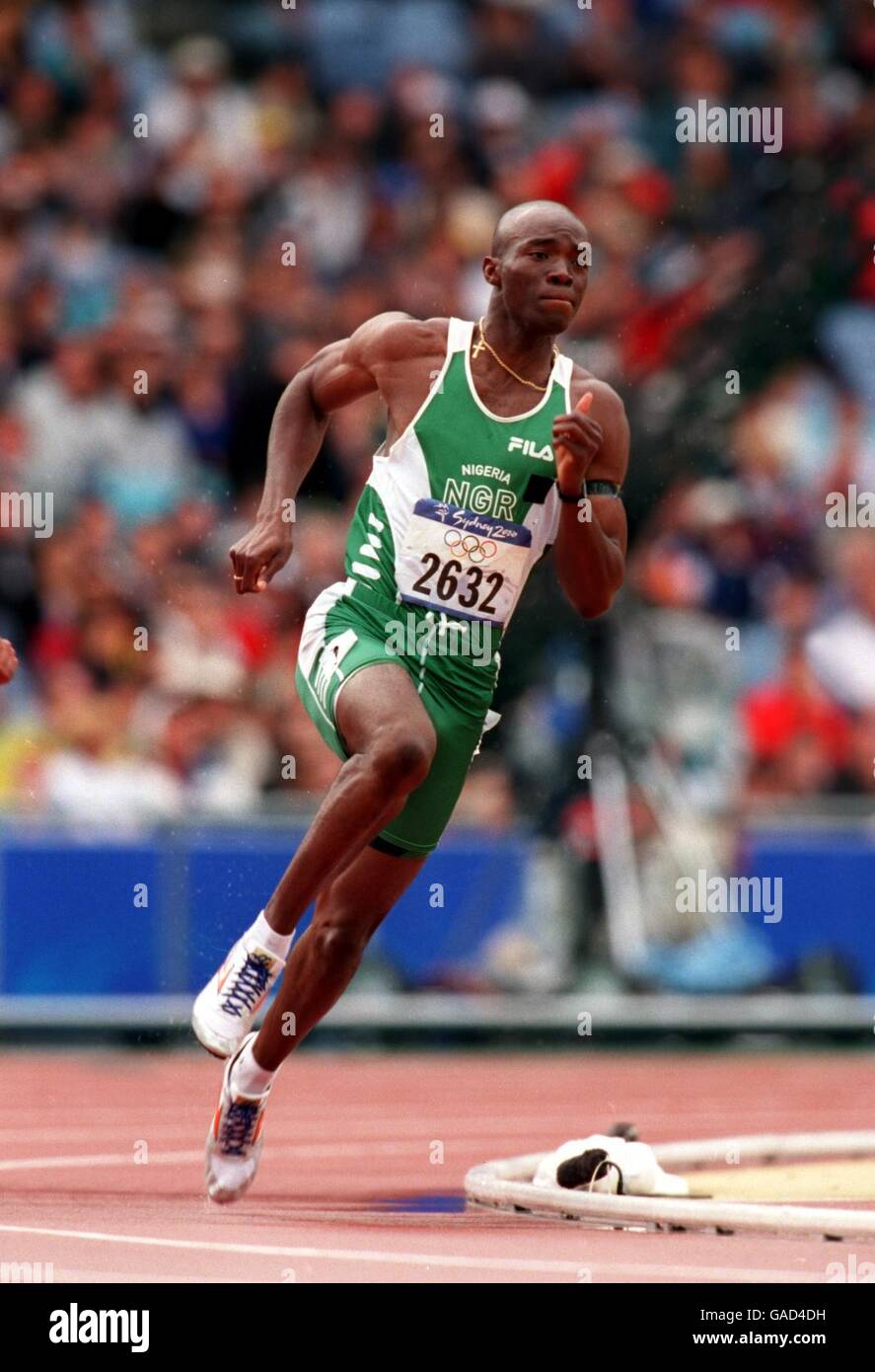 Athletics - Sydney 2000 Olympics - Men's 200m - Round 1 - Heat 1 Stock ...