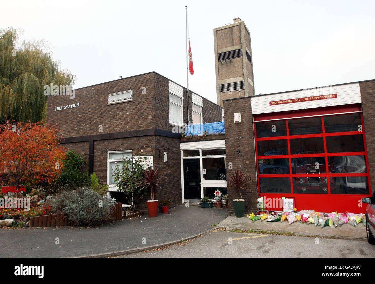 Picture preview warehouse blaze hi-res stock photography and images - Alamy