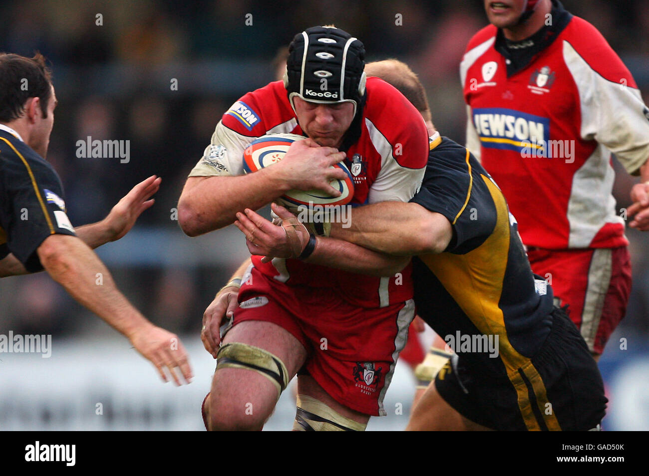 London Wasps' Fraser Waters and Lawrence Dallaglio tackle Gloucester ...