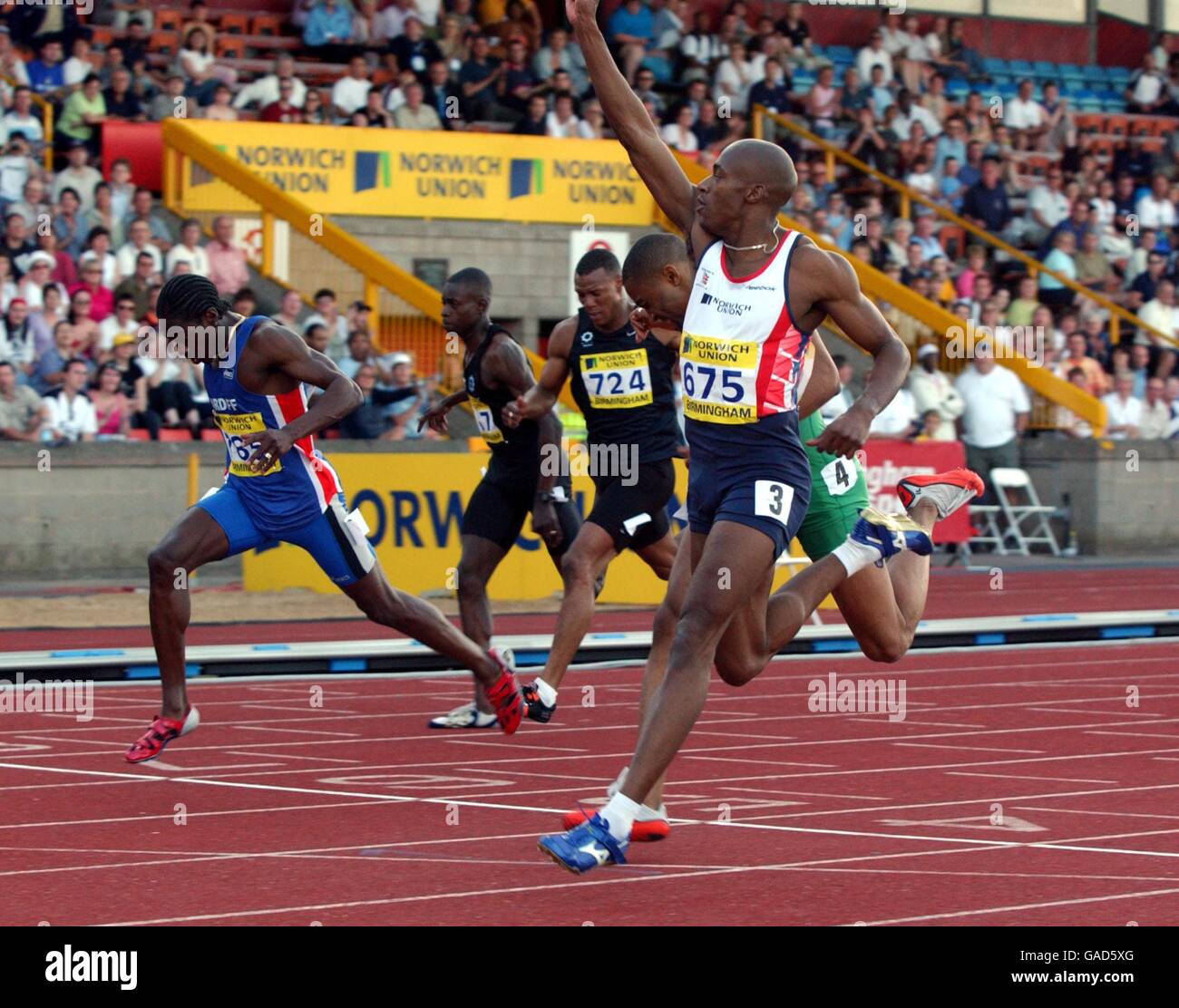 Marlon devonish wins 200m final hi-res stock photography and images - Alamy
