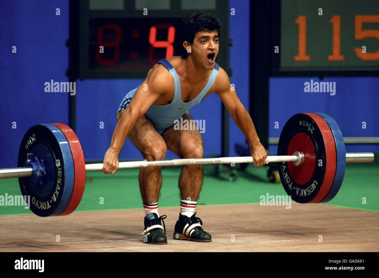 Barcelona Olympic Games - 52KG Weightlifting Stock Photo - Alamy