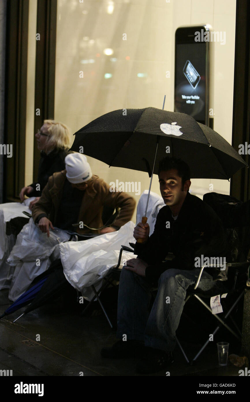 Graham gilbert hi-res stock photography and images - Alamy