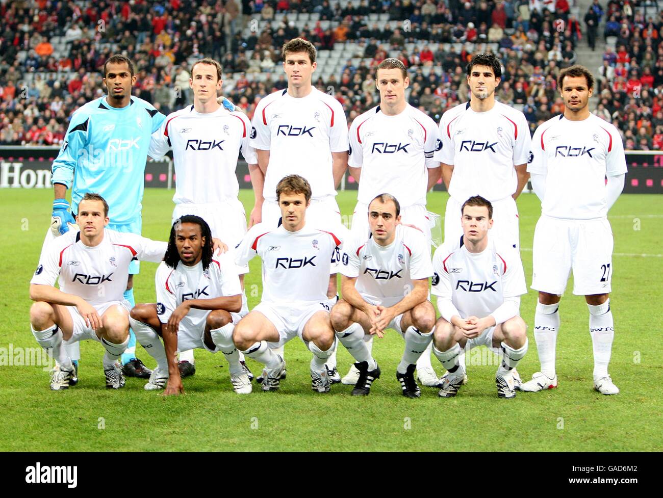 Bolton wanderers team group hi-res stock photography and images - Alamy