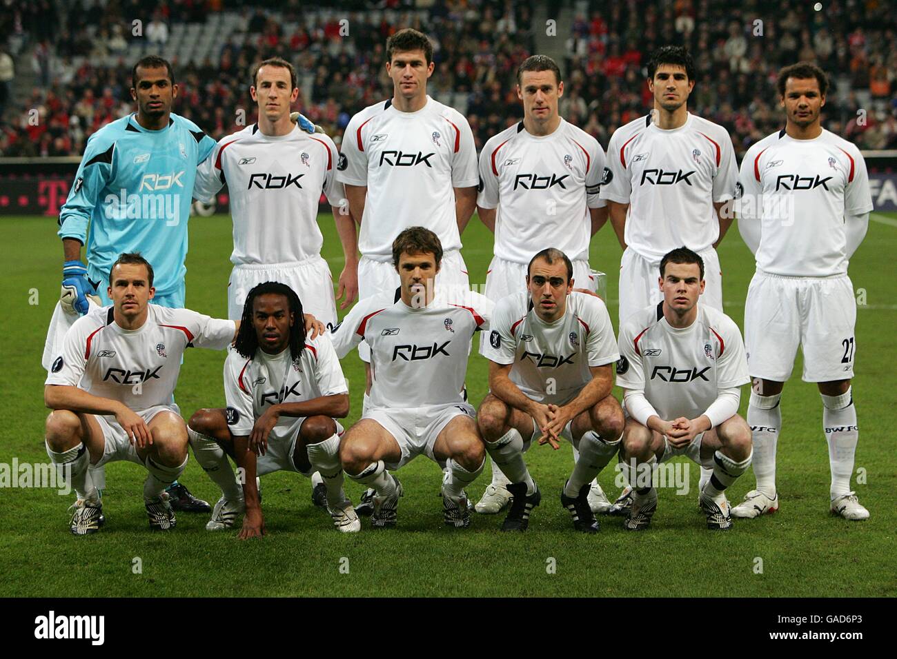 Bolton wanderers team group hi-res stock photography and images - Alamy