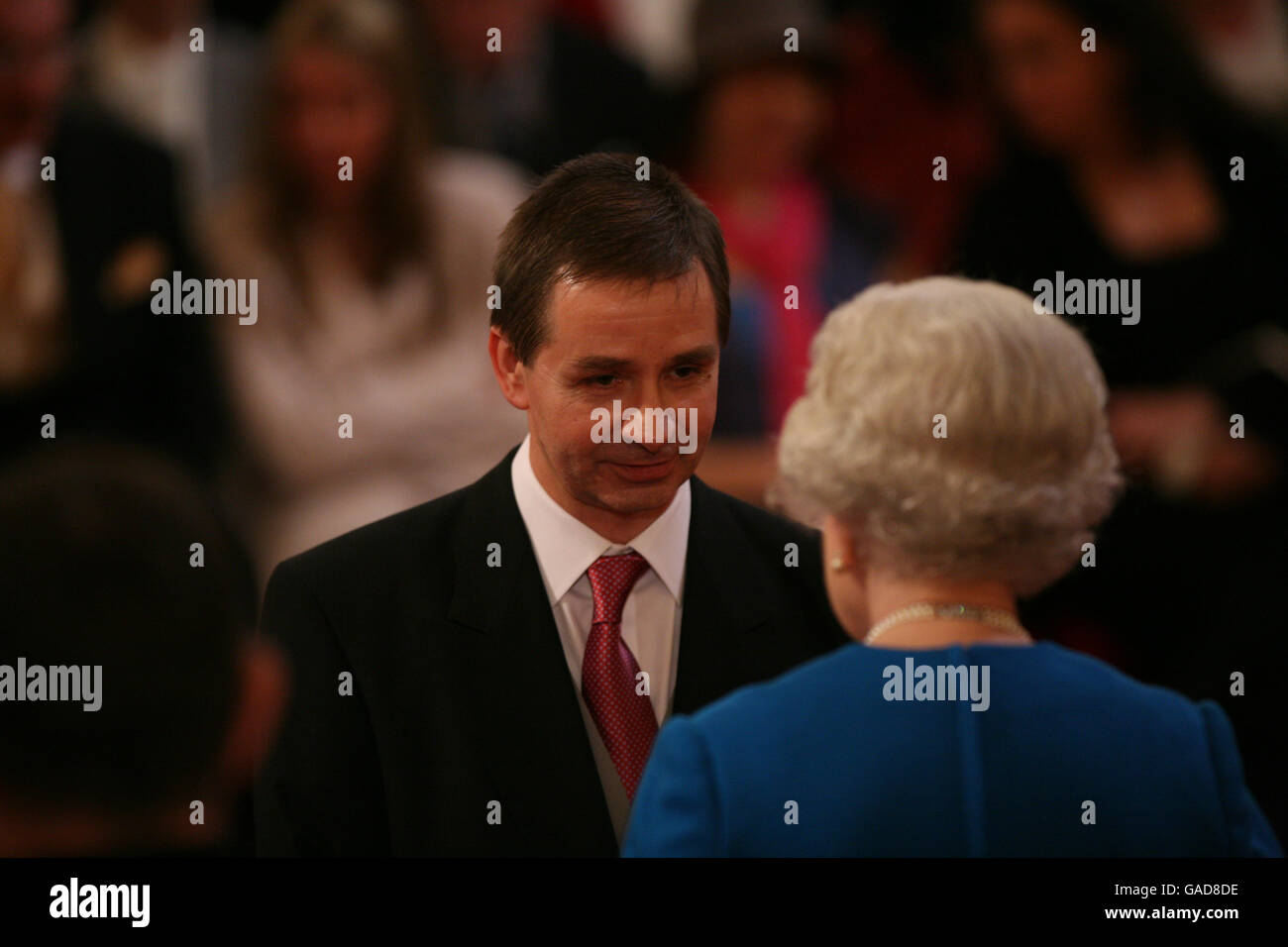 Mr stephen stace london made mbe by queen buckingham palace hi-res ...