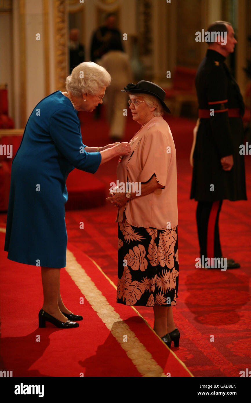 Mrs Mary Newman from Cardiff is made an MBE by The Queen at Buckingham ...