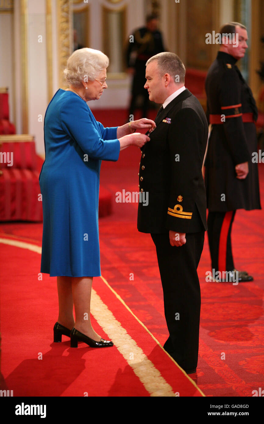 Lieutenant Frank Kelly is made an Associate of the Royal Red Cross by ...