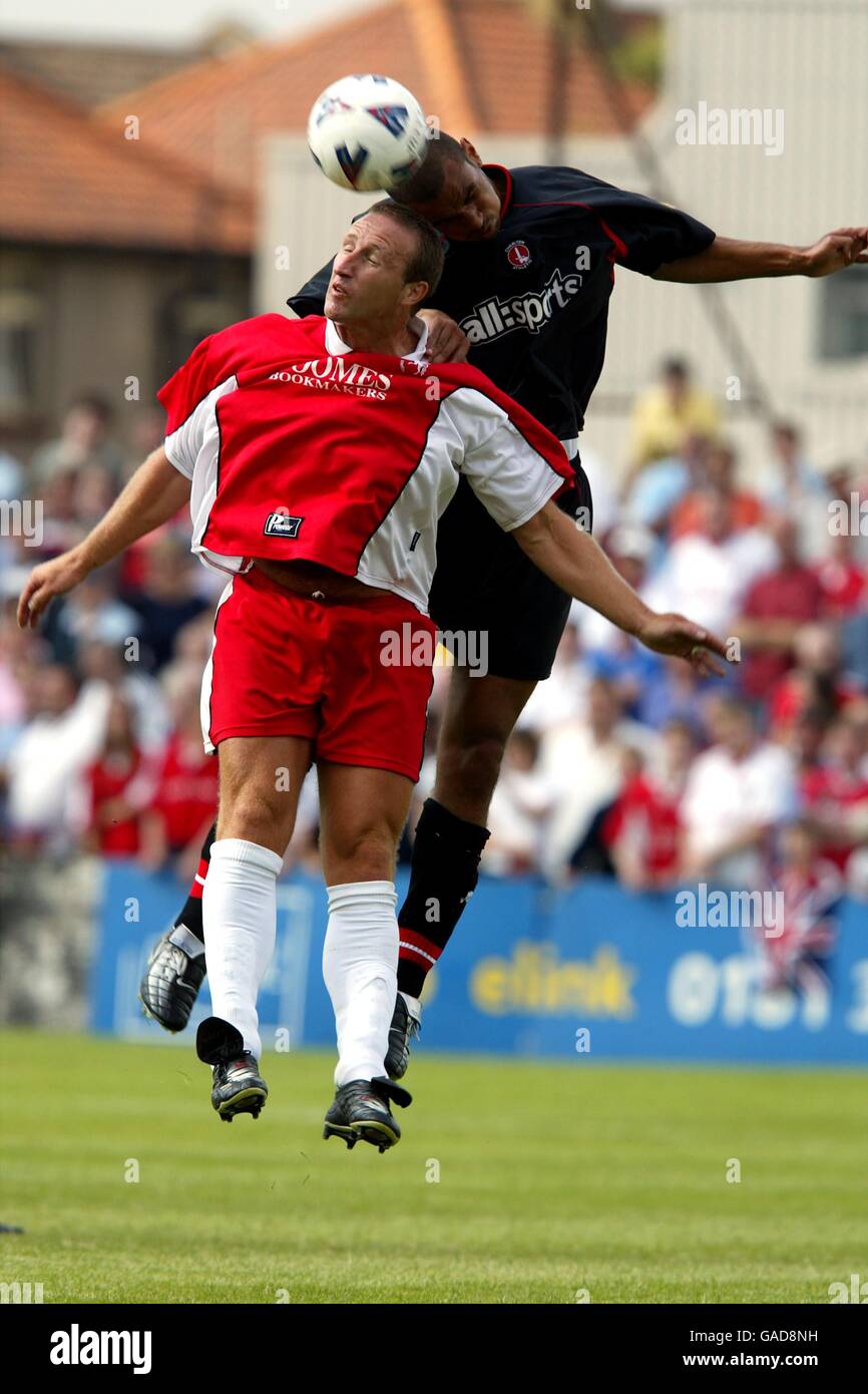 (L-R) Welling United's Gary Abbott and Jonathan Fortune, Charlton ...