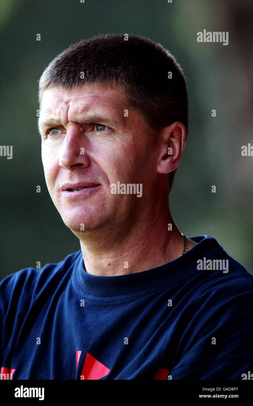 Welling manager hi-res stock photography and images - Alamy
