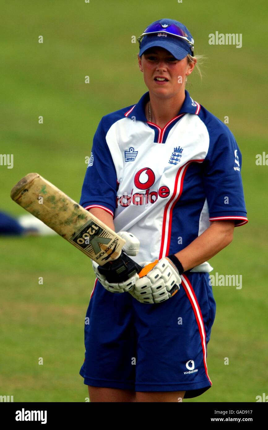 Laura newton hi-res stock photography and images - Alamy