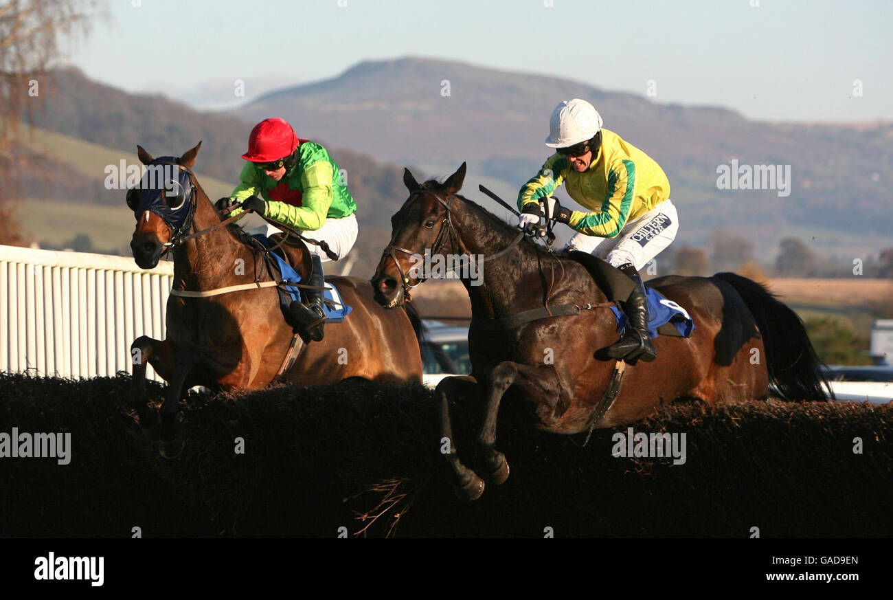 Weatherby racecourse hi-res stock photography and images - Alamy