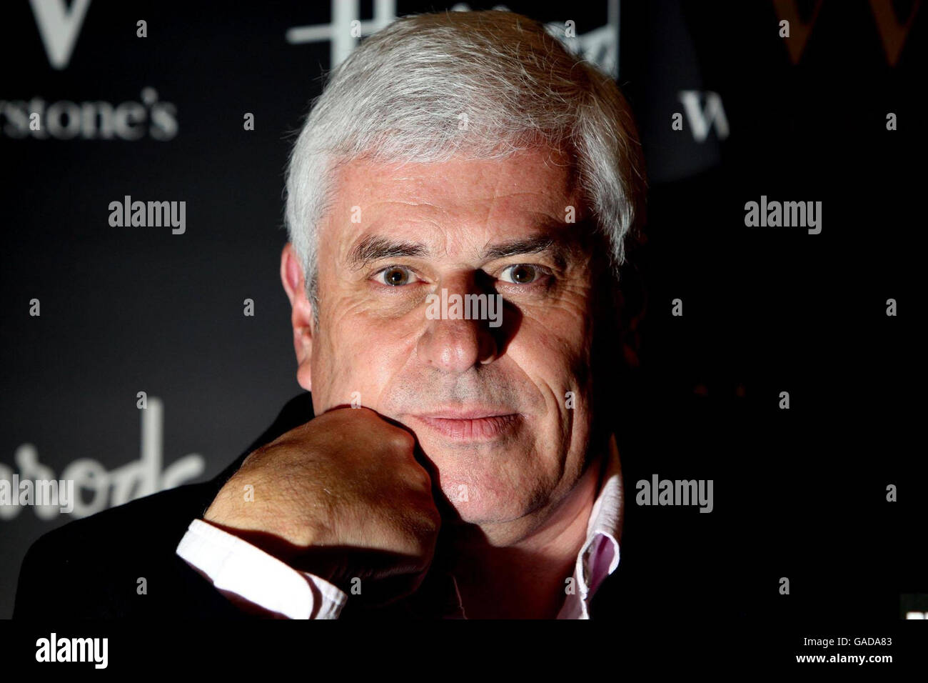 Leeds united chairman peter ridsdale hi-res stock photography and ...