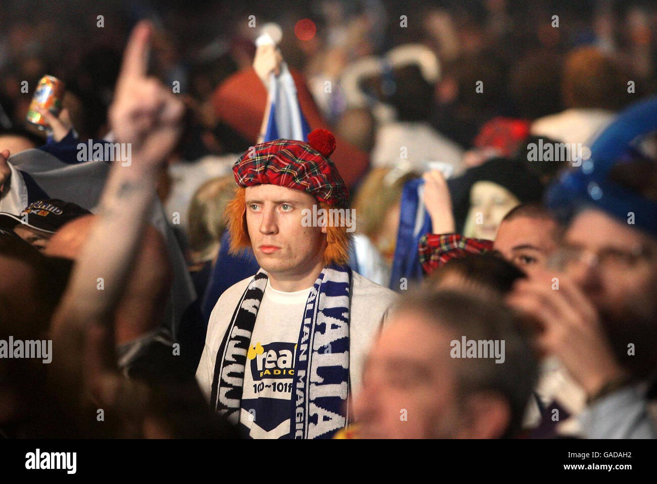 Scotland game on tv hi-res stock photography and images - Alamy