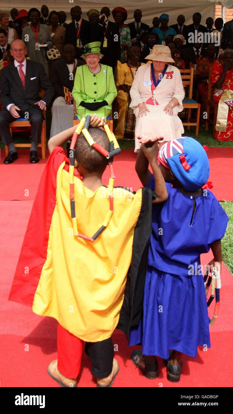 Royalty - Queen Elizabeth II Visit to Uganda Stock Photo - Alamy