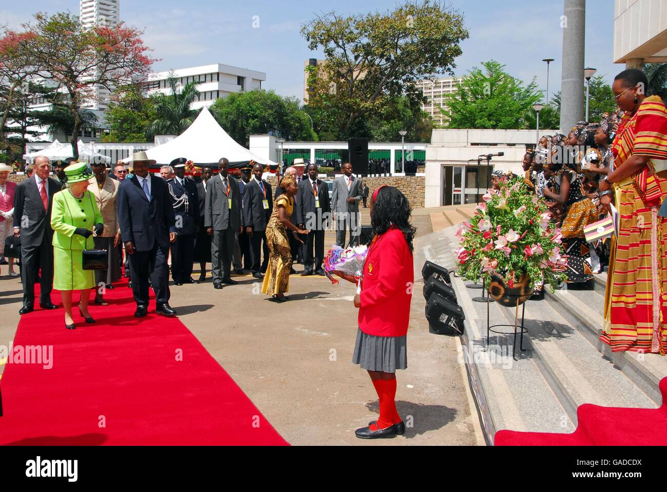 Royalty - Queen Elizabeth II Visit to Uganda Stock Photo - Alamy