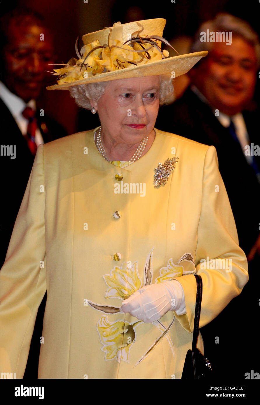 Royalty - Queen Elizabeth II Visit to Uganda Stock Photo - Alamy