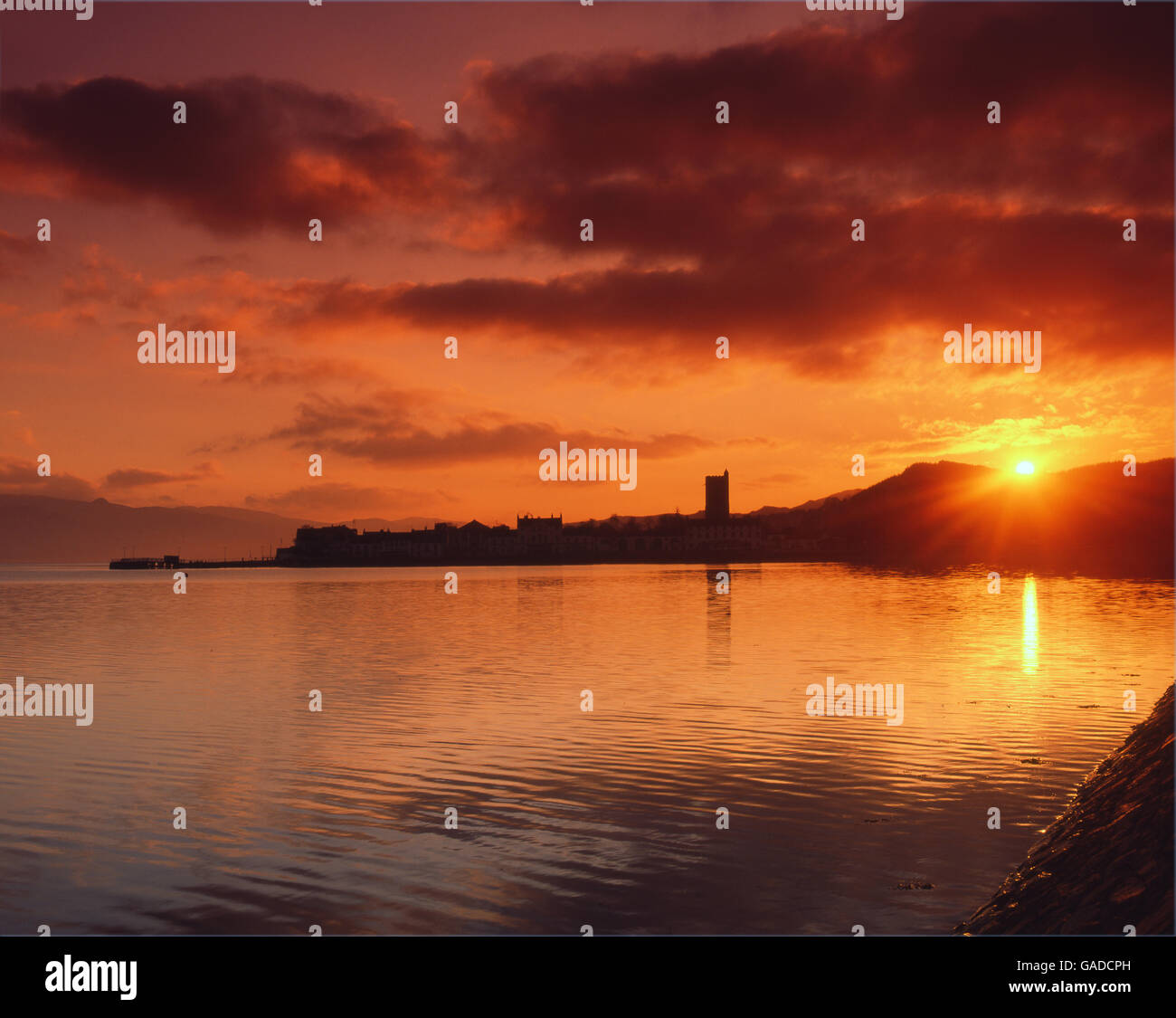 Loch fyne scotland hi-res stock photography and images - Alamy