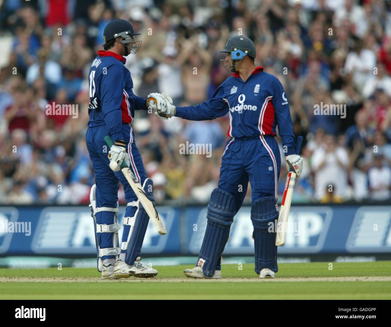 Englands ronnie irani hi-res stock photography and images - Alamy