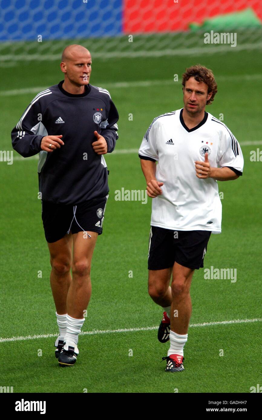 Soccer - FIFA World Cup 2002 - Germany Training Stock Photo - Alamy