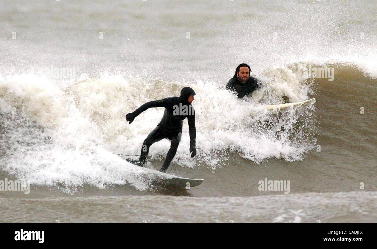 Tidal surge hits east coast hi-res stock photography and images - Alamy