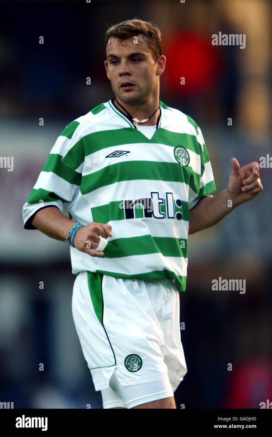 Soccer celtic top half stock hi-res stock photography and images - Alamy