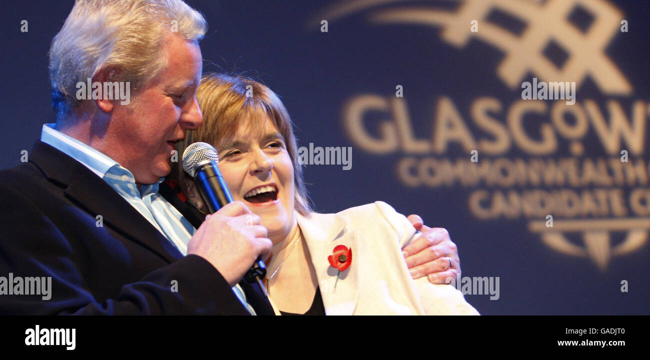 Commonwealth games presenter hi-res stock photography and images - Alamy