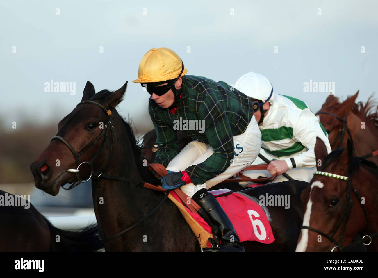 Musselburgh racecourse general view hi-res stock photography and images ...