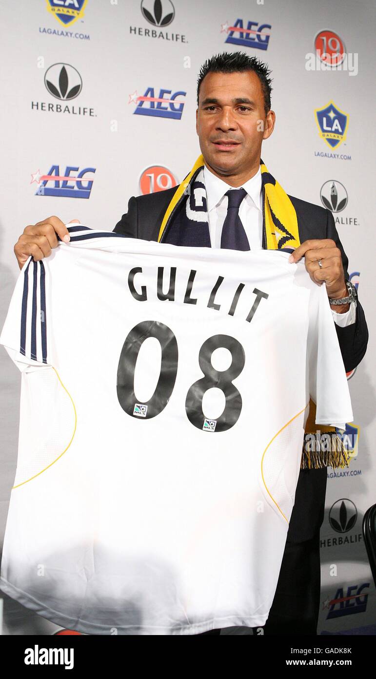 Ruud gullit introduced new head coach la galaxy hi-res stock ...