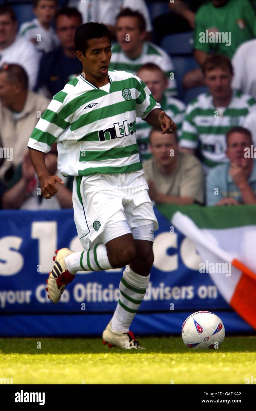 Soccer friendly queens park rangers hi-res stock photography and images ...