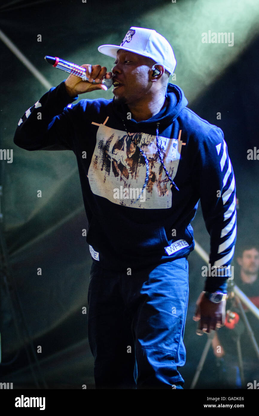 Dizzee Rascal Headlining the Manor stage at Blissfields Festival ...