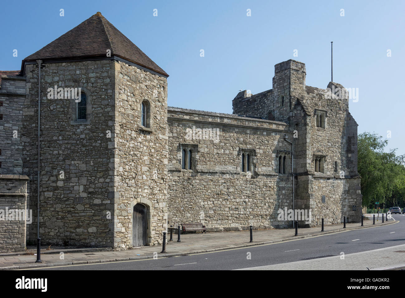 England, Hampshire, Southampton, God's House Tower, Town Quay Stock ...