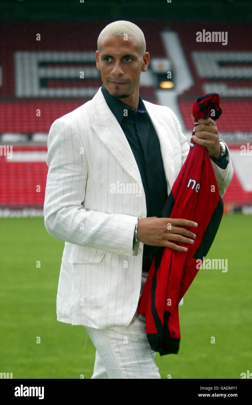 Soccer - Press Conference - Manchester United Stock Photo - Alamy