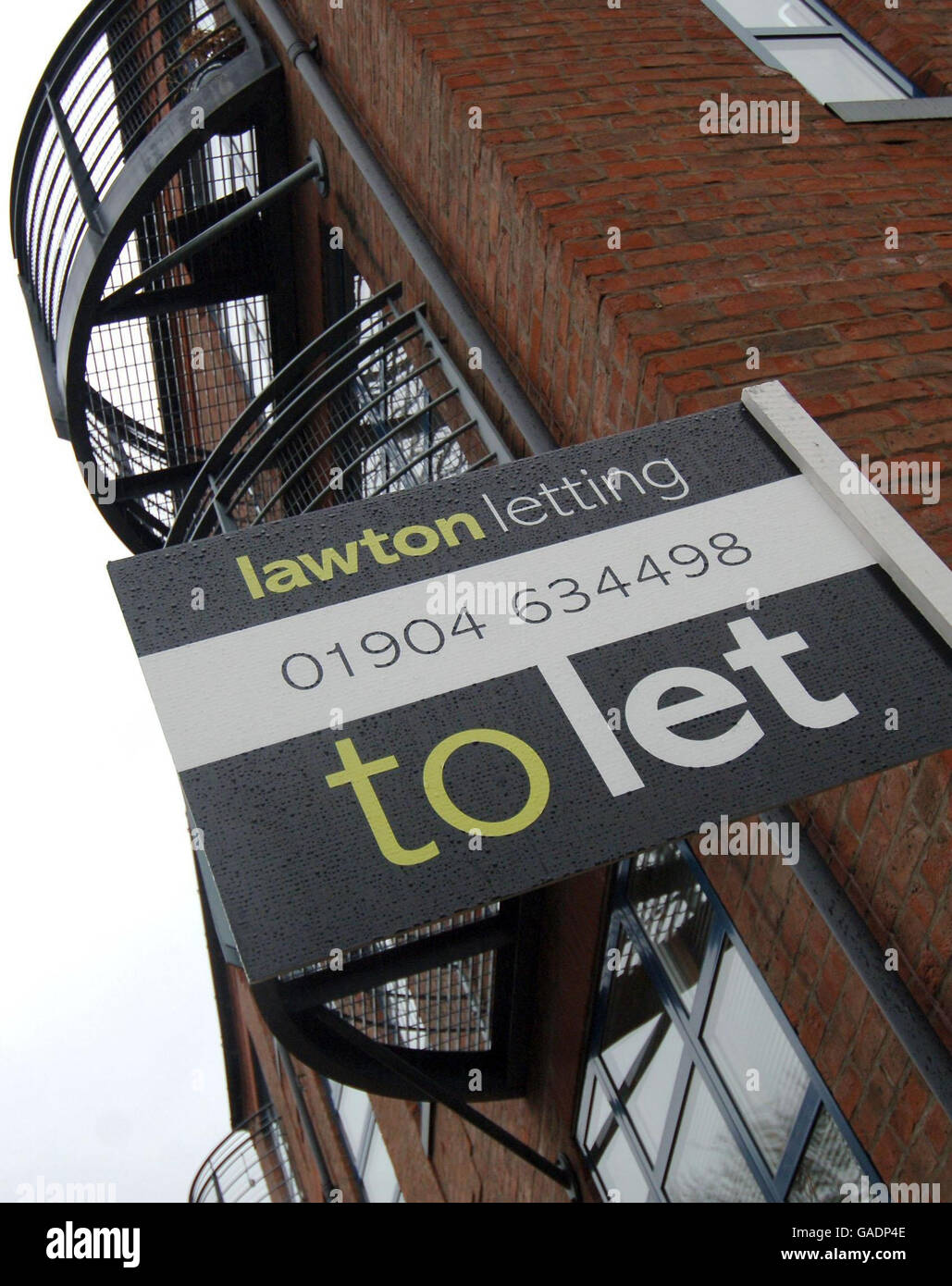 To let signs Stock Photo - Alamy