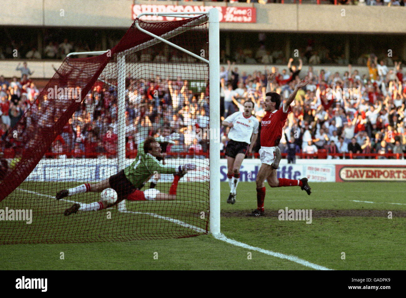 Nottingham Forest's Steve Hodge (r) celebrates after watching Steve ...