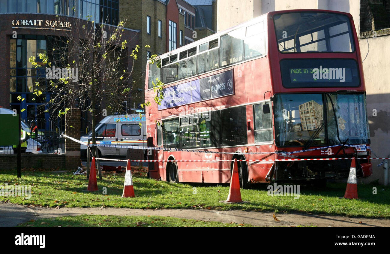 London bus accident Stock Photo - Alamy