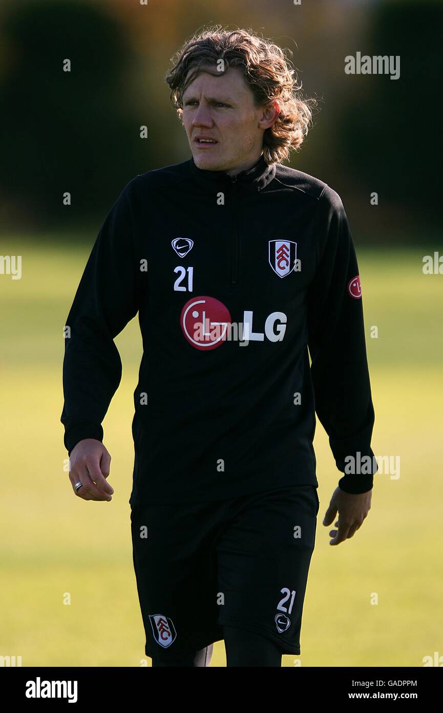 At motspur park training ground hi-res stock photography and images - Alamy