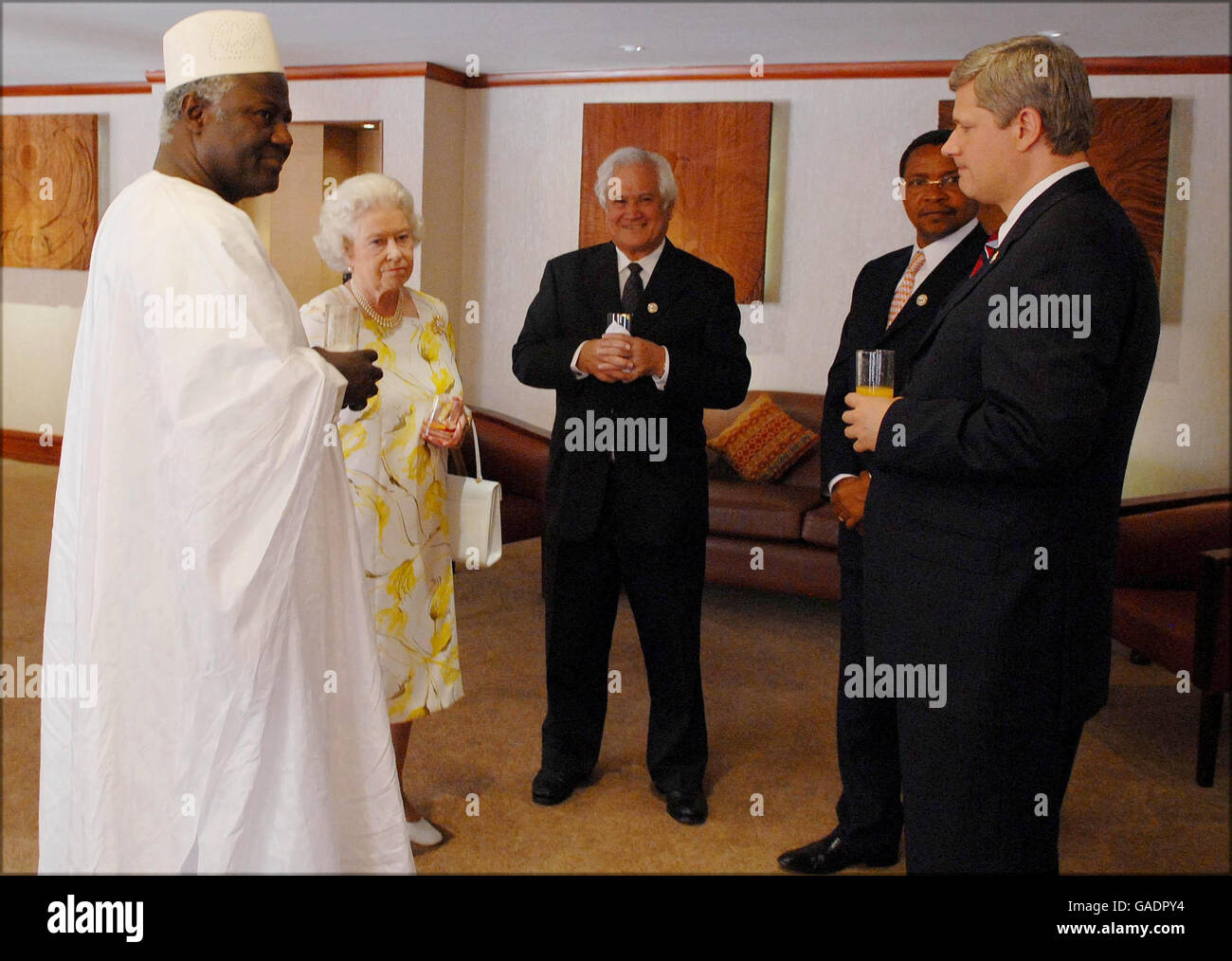 Royalty - Queen Elizabeth II Visit to Uganda Stock Photo - Alamy
