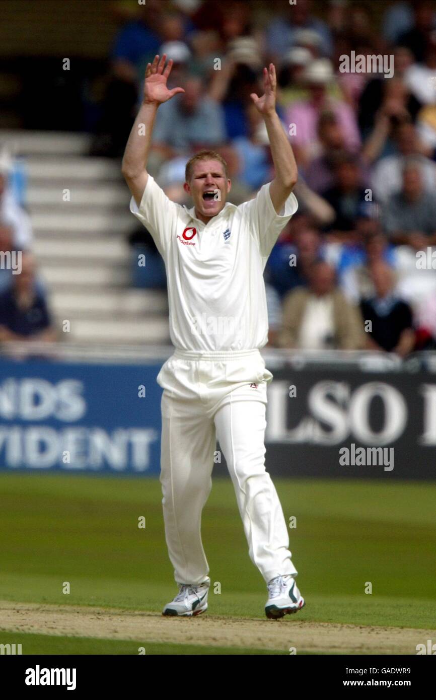 Cricket wicket india hi-res stock photography and images - Alamy