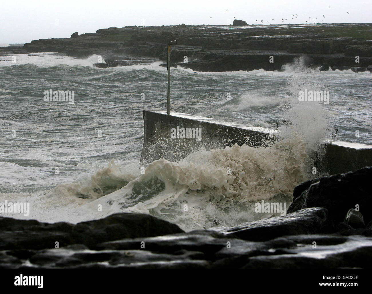 Huge waves lash west coast of Ireland Stock Photo - Alamy