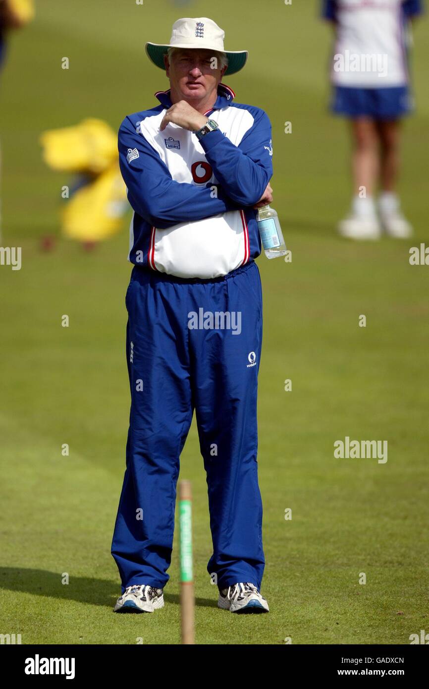 Cricket - England v India - Second npower Test - Nets Stock Photo - Alamy